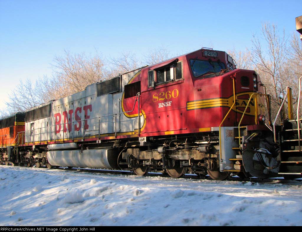 100226011 Eastbound BNSF Manifest Waits In siding